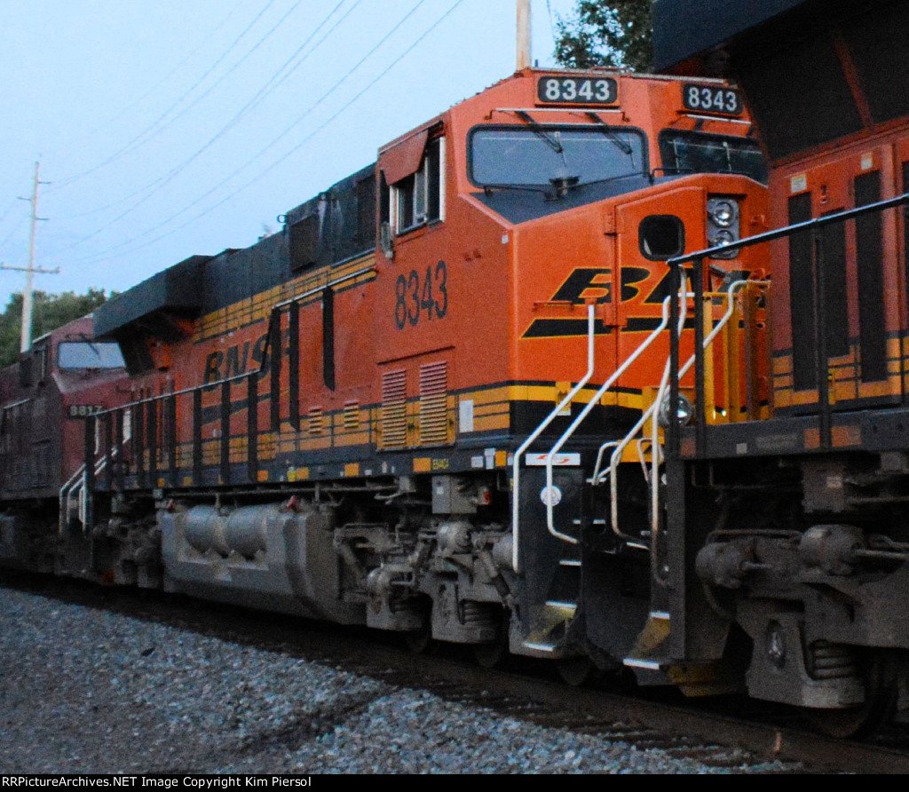 BNSF 8343